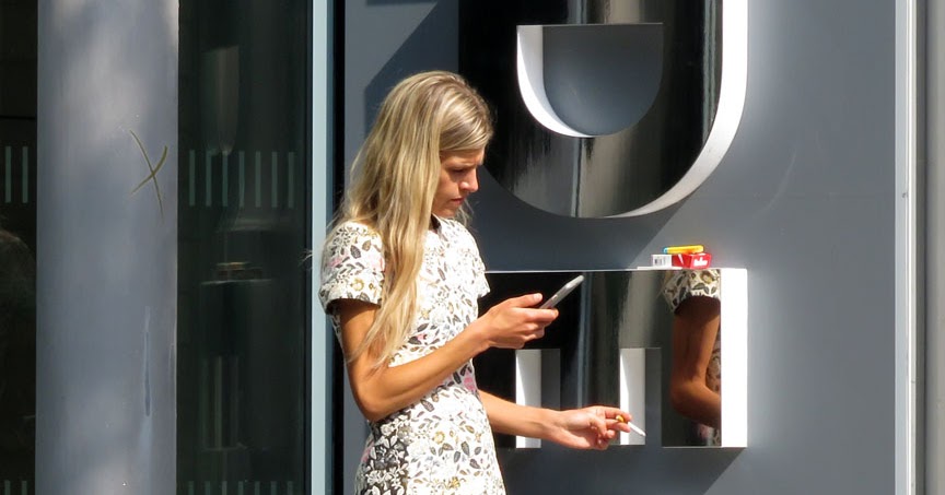 Daily Photo Stream: Cigarette Break