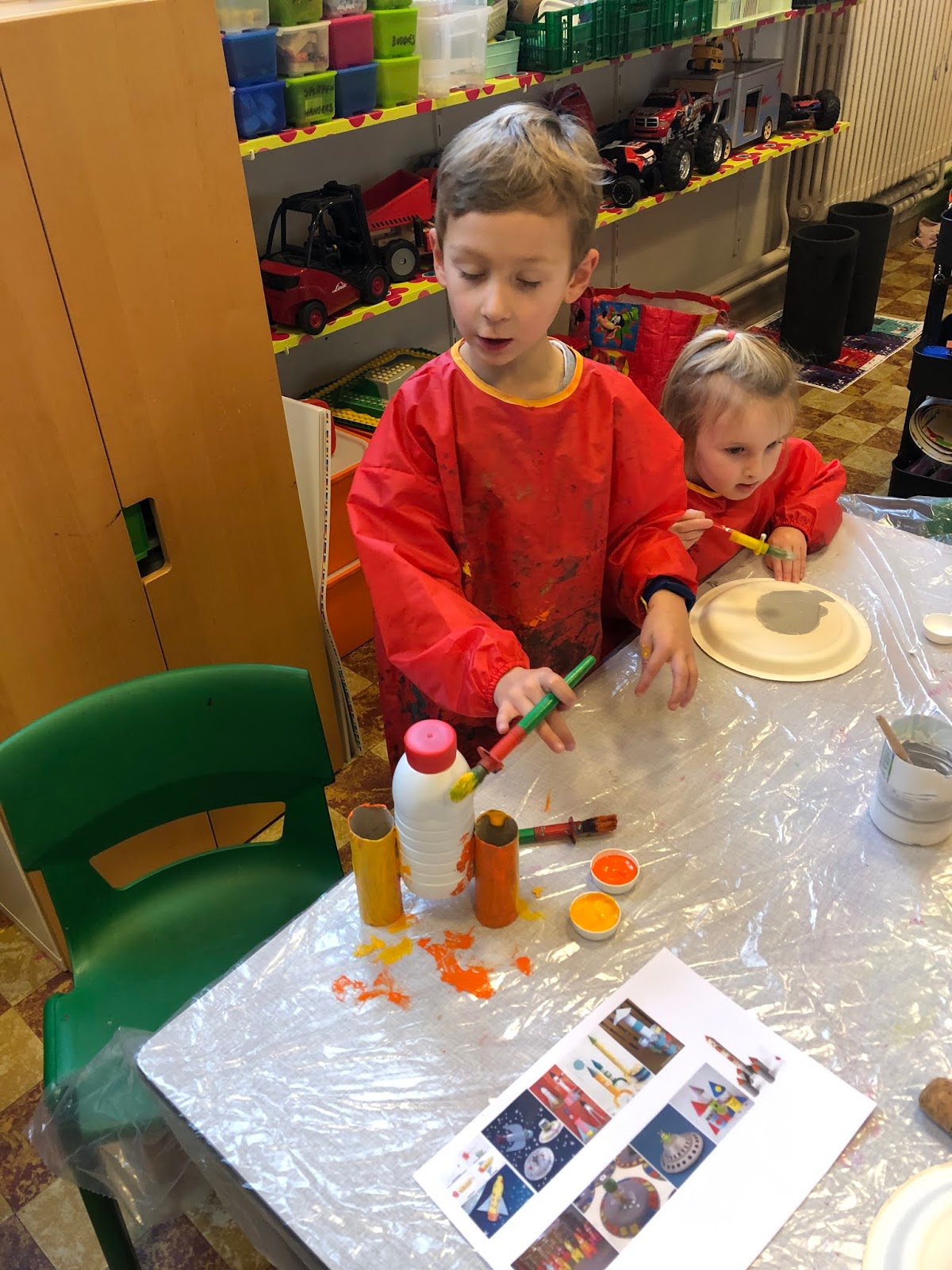 2de-3de kleuterklas A - Juf Charlotte: ruimtetuig maken met kosteloos ...