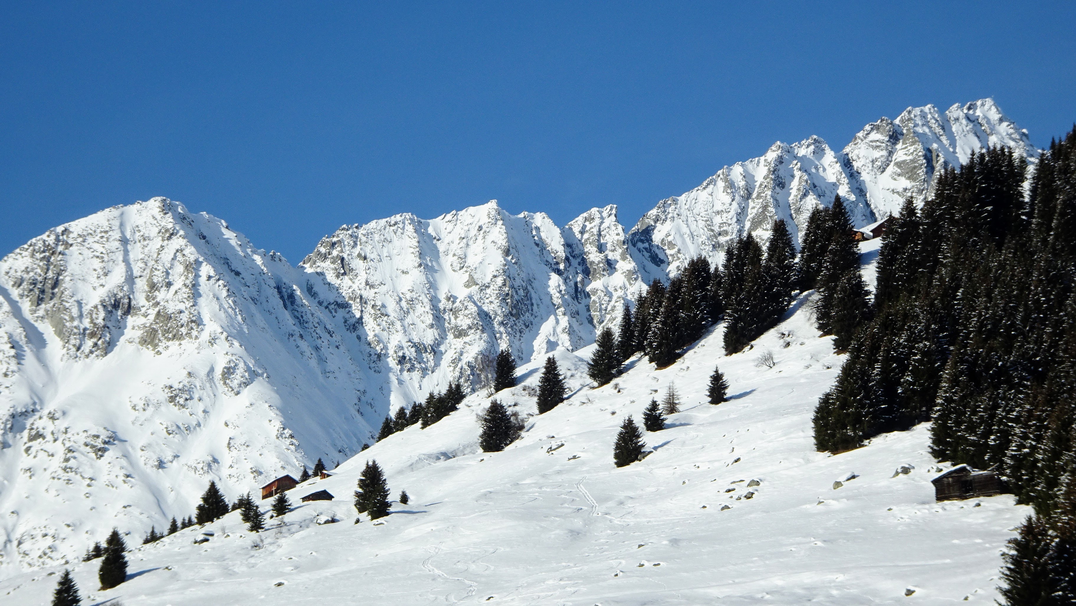 Tschamut – Sedrun – Disentis (Surselva / GR) – Wandern mit Freunden