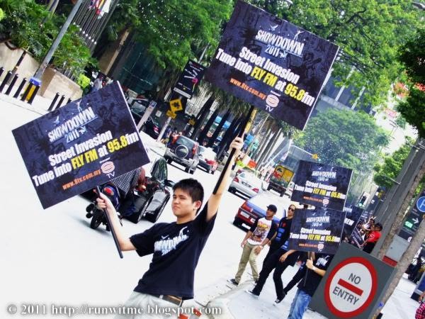 RUNNING WITH PASSION: 8TV Showdown 2011 - Street Invasion