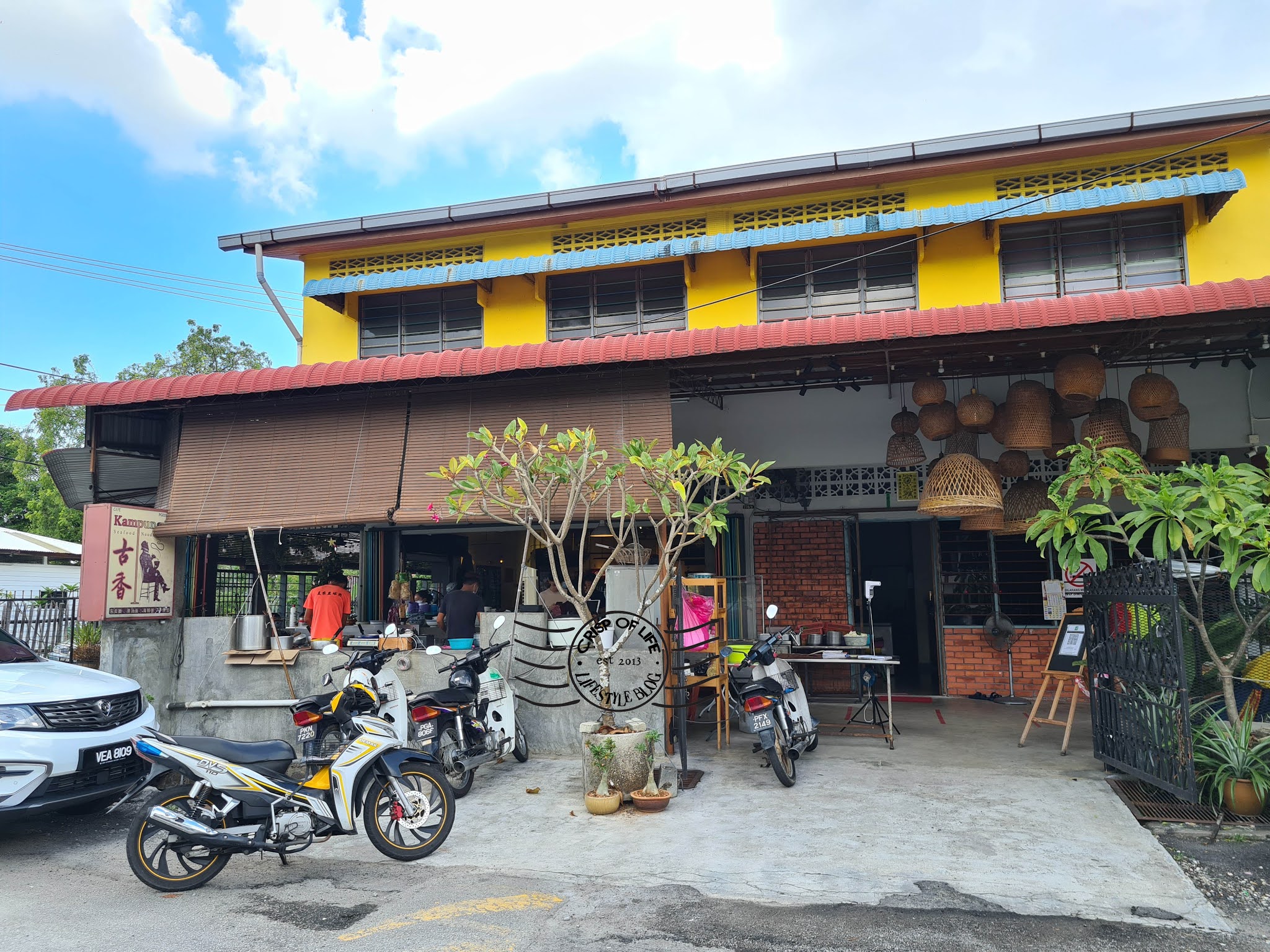 Kampung Bi Seafood Noodle House @ Permatang Tinggi, Seberang Perai ...