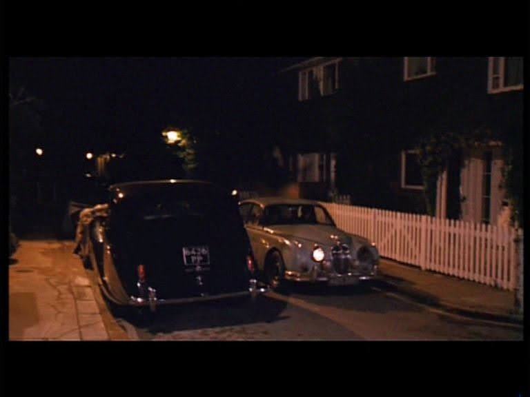 Uncle Monty's London home from Withnail and I - FILM LOCATION | THE ...