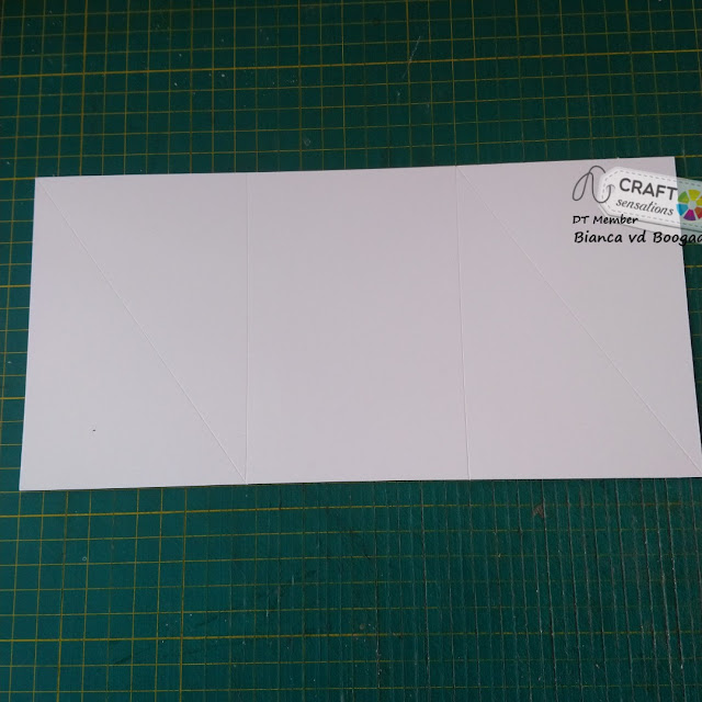 Craft Sensations: Diagonal gate fold card