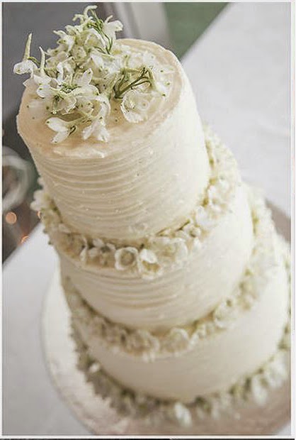 Delana's Cakes: Textured Icing Wedding Cake with fresh flowers