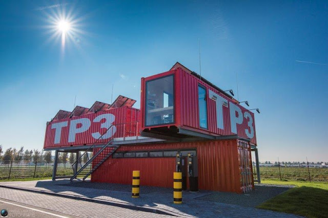 Shipping Container Homes & Buildings: Shipping Container Homes and ...