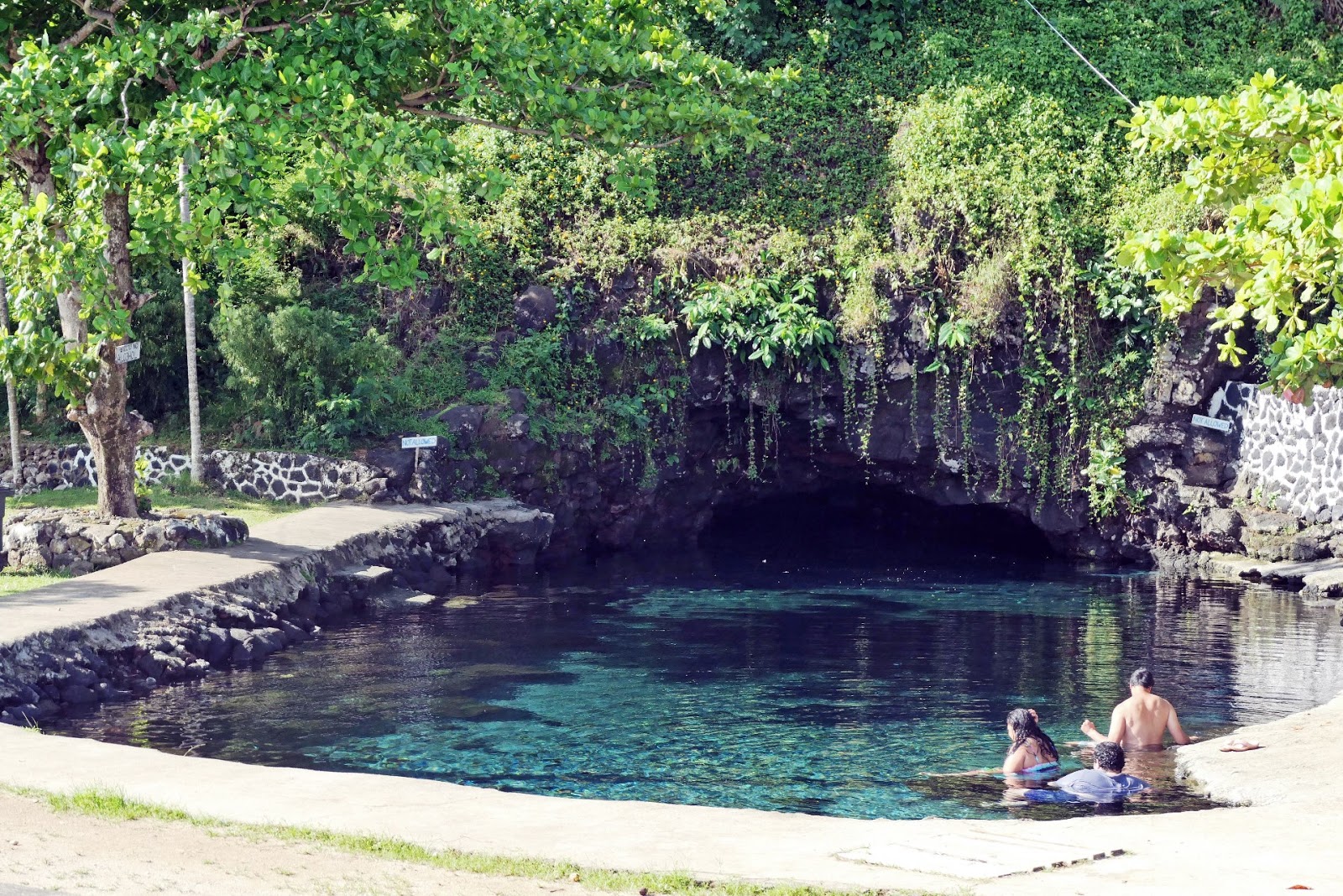 the viewing deck: Budget Solo Day Trip in Apia, Western Samoa