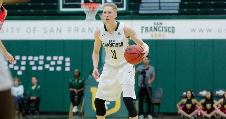 Η Rachel Howard στην Ελευθερία Μοσχάτου