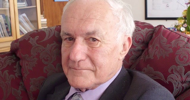 NewsdzeZimbabwe: DR TIMOTHY STAMPS DIES