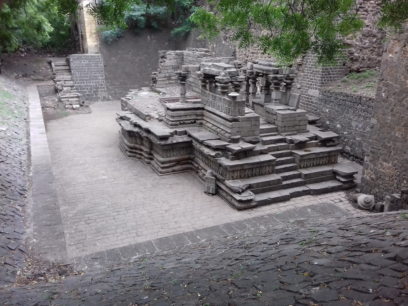 SOLAPUR FORT SOLAPUR MAHARASHTRA