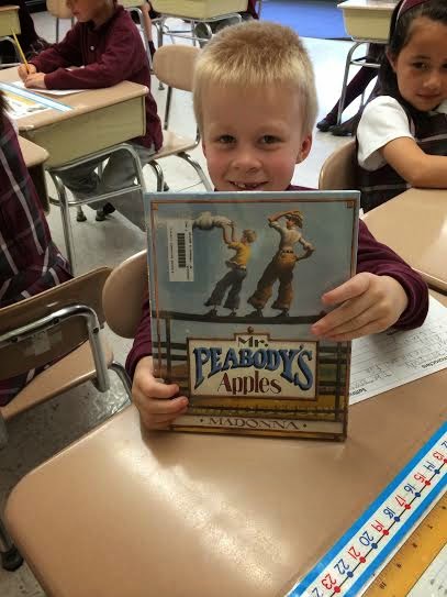 Mrs. Leary's 1A Blog: Literature Study with Mr. Peabody's Apples