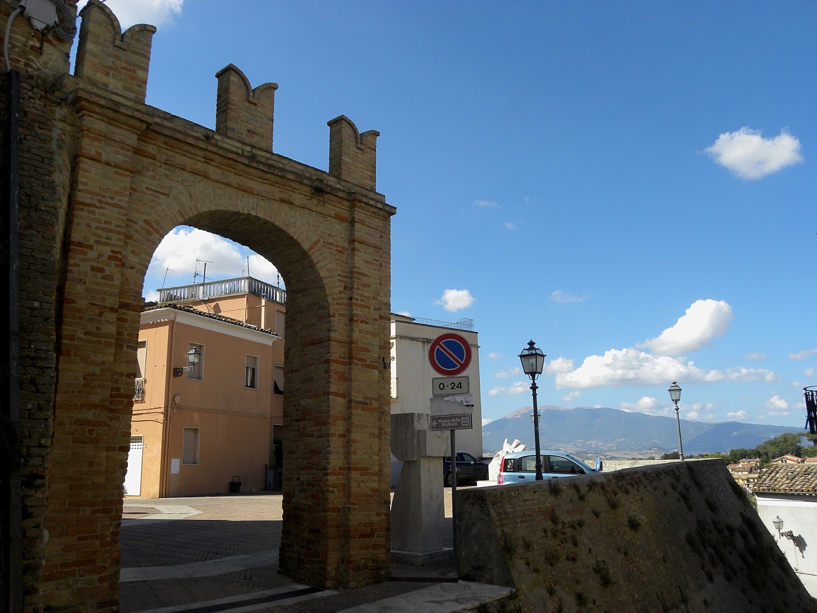 Spinetoli ( AP ), sentinella picena sulla Valle del Tronto - THE MARCHE ...