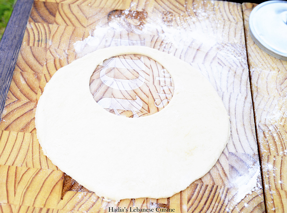 Kaak/ Kaak Alasreya/ Lebanese Street Bread | LEBANESE RECIPES