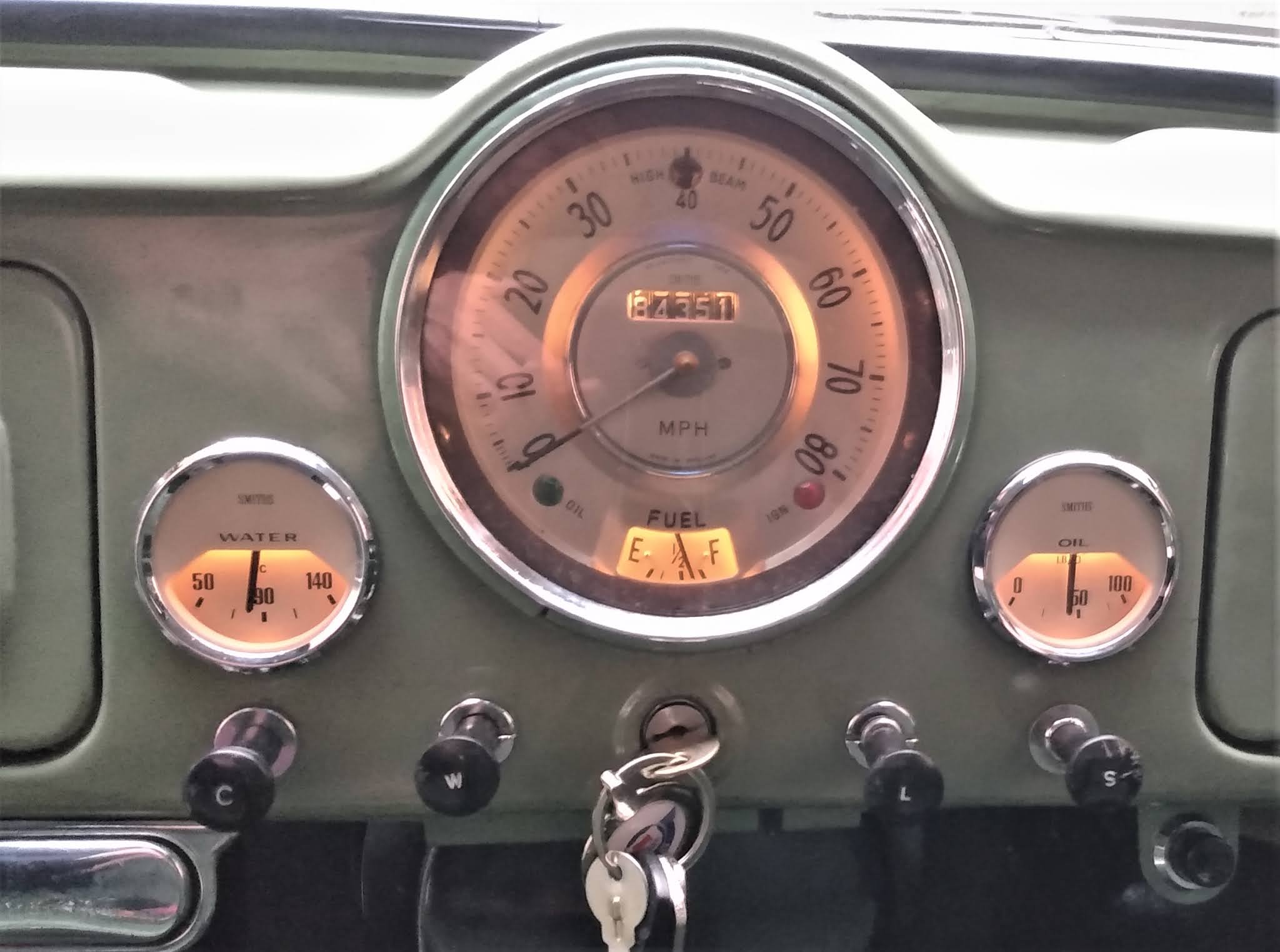 MORRIS MINOR -1958 -Called 'Millie': New Gauges added.