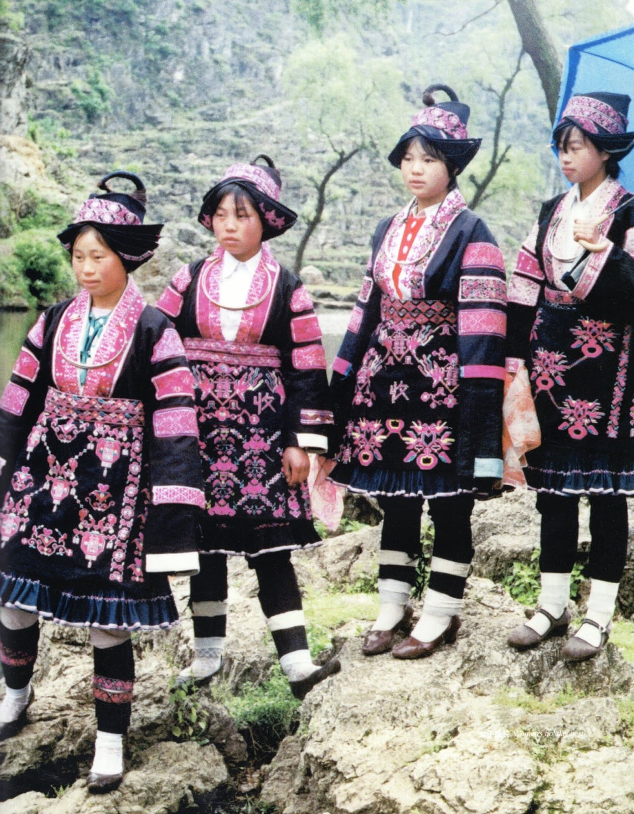FolkCostume&Embroidery: Introduction to the costumes of the Miao-Yao ...