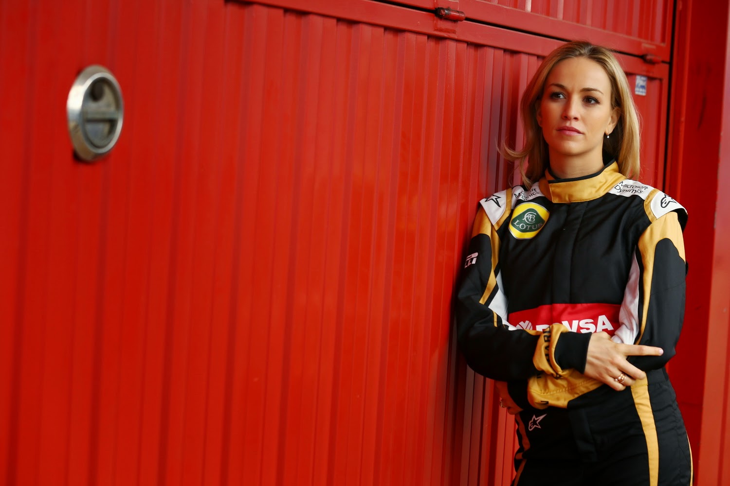 CARMEN JORDA JOINS LOTUS F1 - FORMULA 1