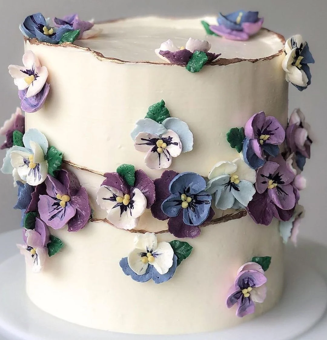 Beautiful floral cake designs by Ohcakes Winnie. | Melody Jacob