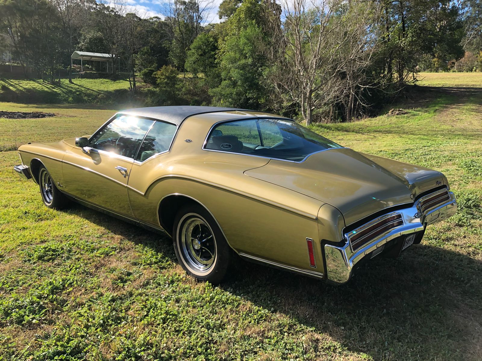 73 Riviera