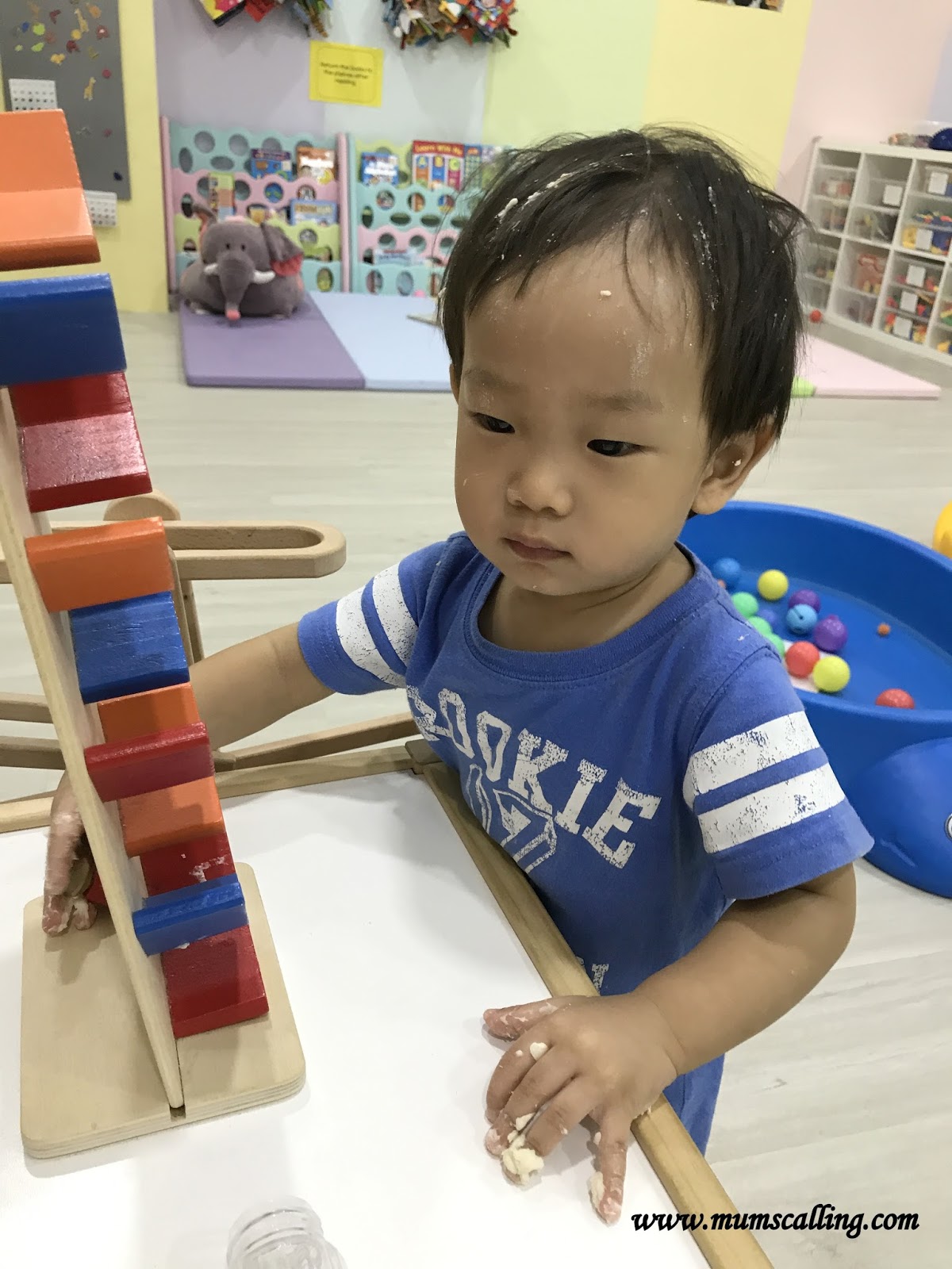 Mum's calling : Sensory playtime at Busy Tables [GIVEAWAY]