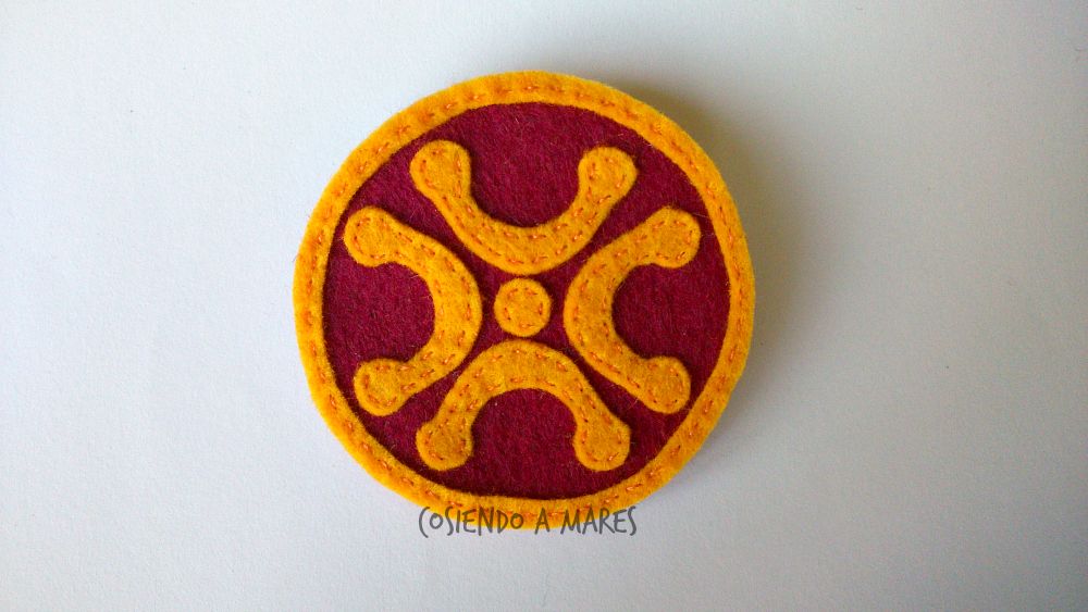 Cosiendo a mares: Lábaro de fieltro y las estelas cántabras