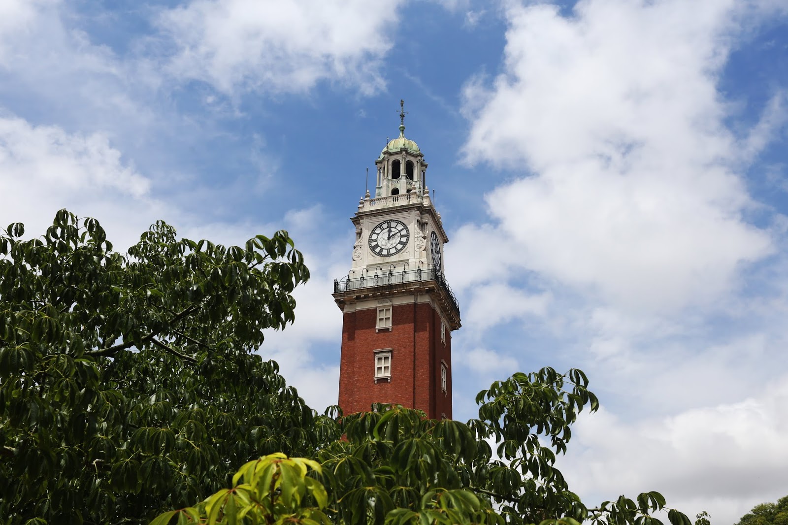 VIAJERO RODANTE: Torre Monumental, Retiro, Buenos Aires
