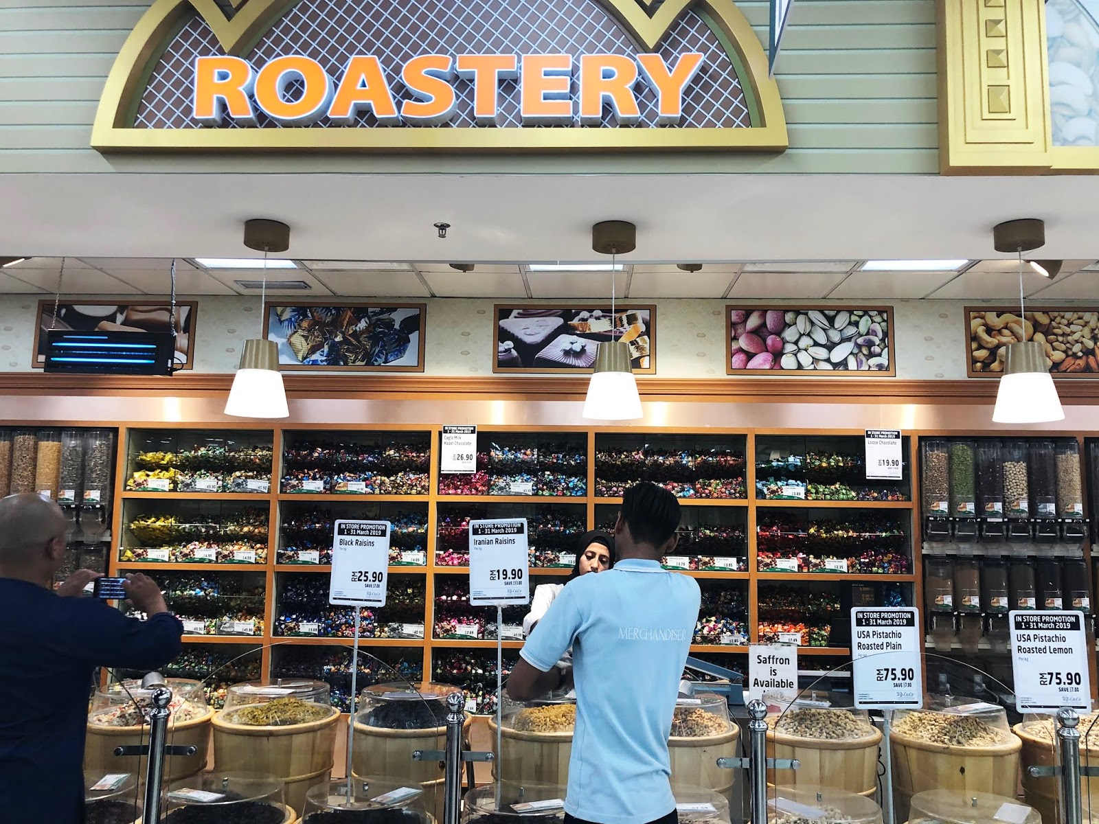 Lulu Hypermarket Pays Half Back for Your Fashion | R A W L I N S _ G L A M