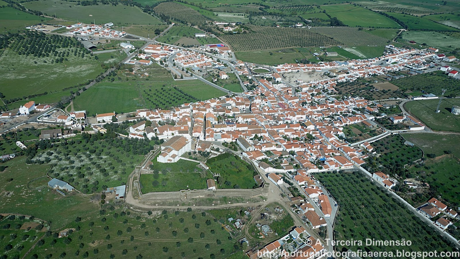 A Terceira Dimensão: Veiros (Estremoz)