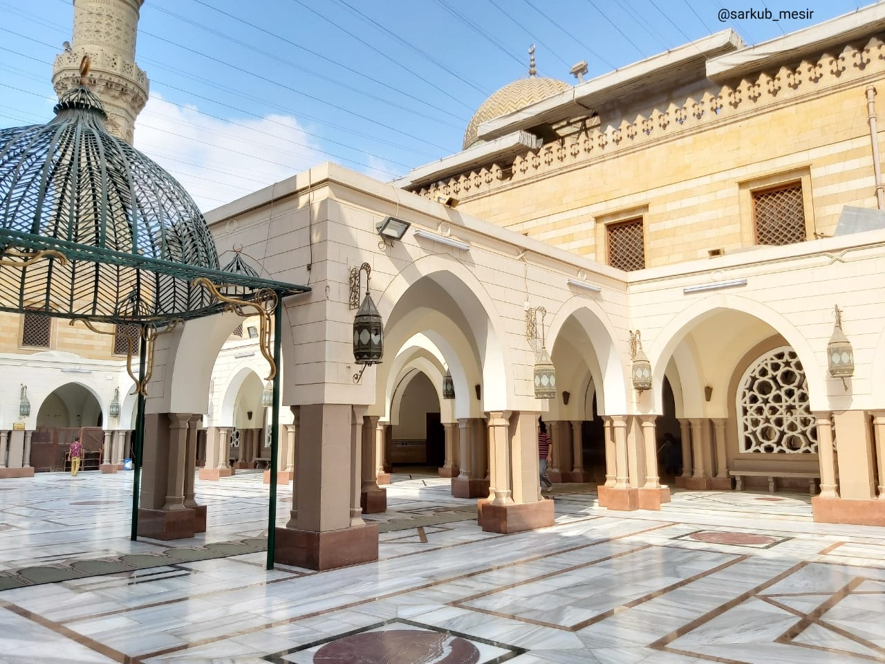 Sayyidah Nafisah, Figur Ahlulbait yang Abid nan Berilmu - sarkubmesir.net