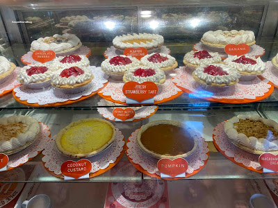 Hawaii Mom Blog: Anna Miller's Restaurant Pies