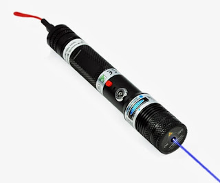 Laser Pointer: The Most Powerful Laser Pointer for Burning, 2000mW ...