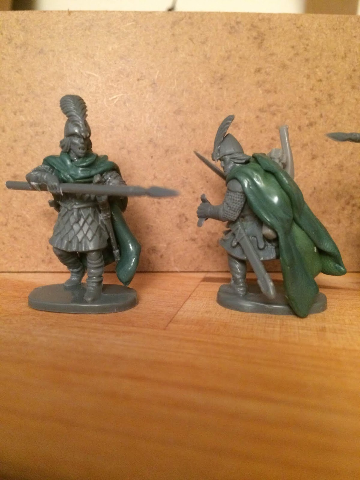 iron mitten: Elf Leaf Mail