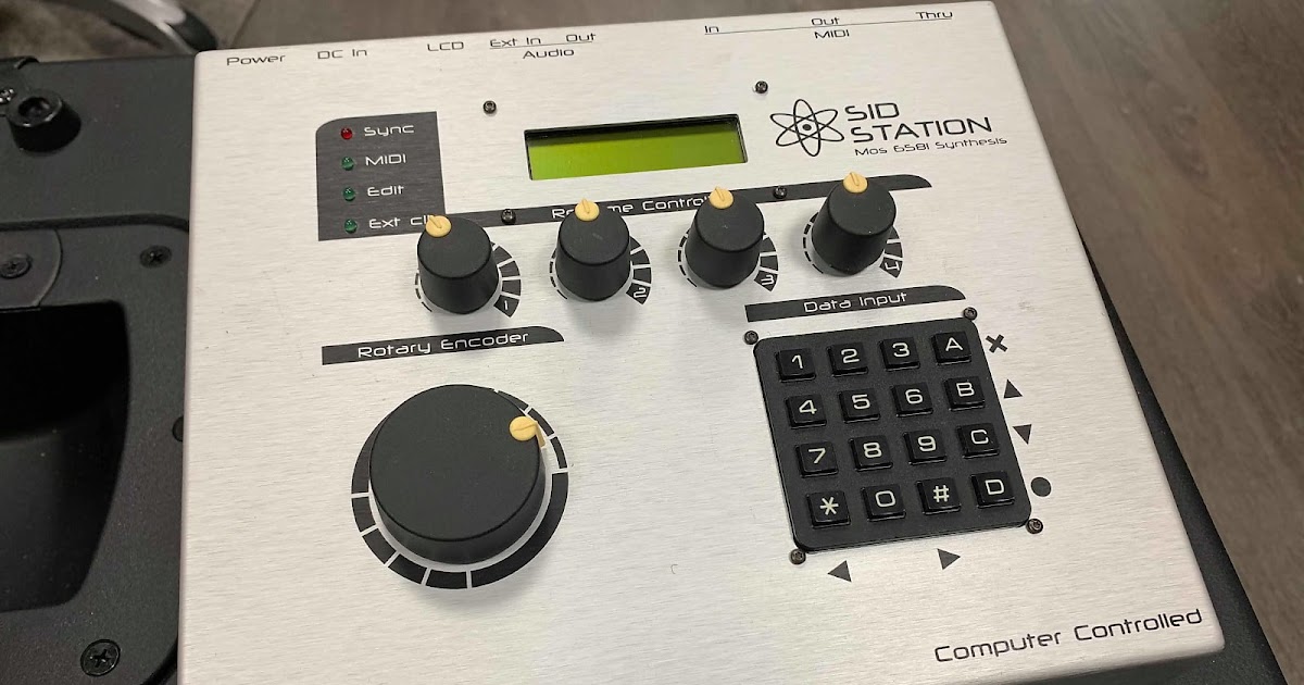 MATRIXSYNTH: Elektron SID Station - 1998 Silver Sidstation