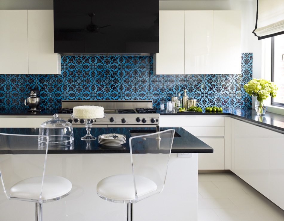 The Pink Zipper: Designer Spotlight - Hillary Thomas