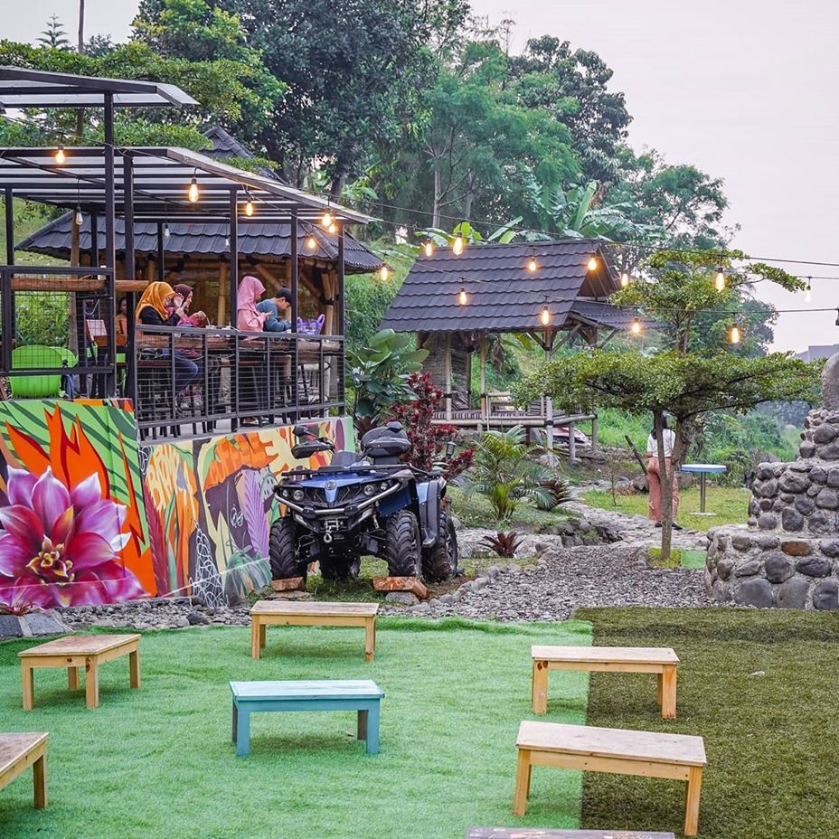 Fasilitas, Daftar Menu, Daya Tarik dan Lokasi Bromelia Coffee and Eatery Puncak Cisarua Bogor