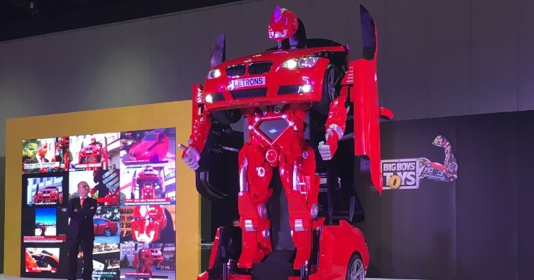 TECHNOLOGY: BMW launches first real-life Transformer Car.