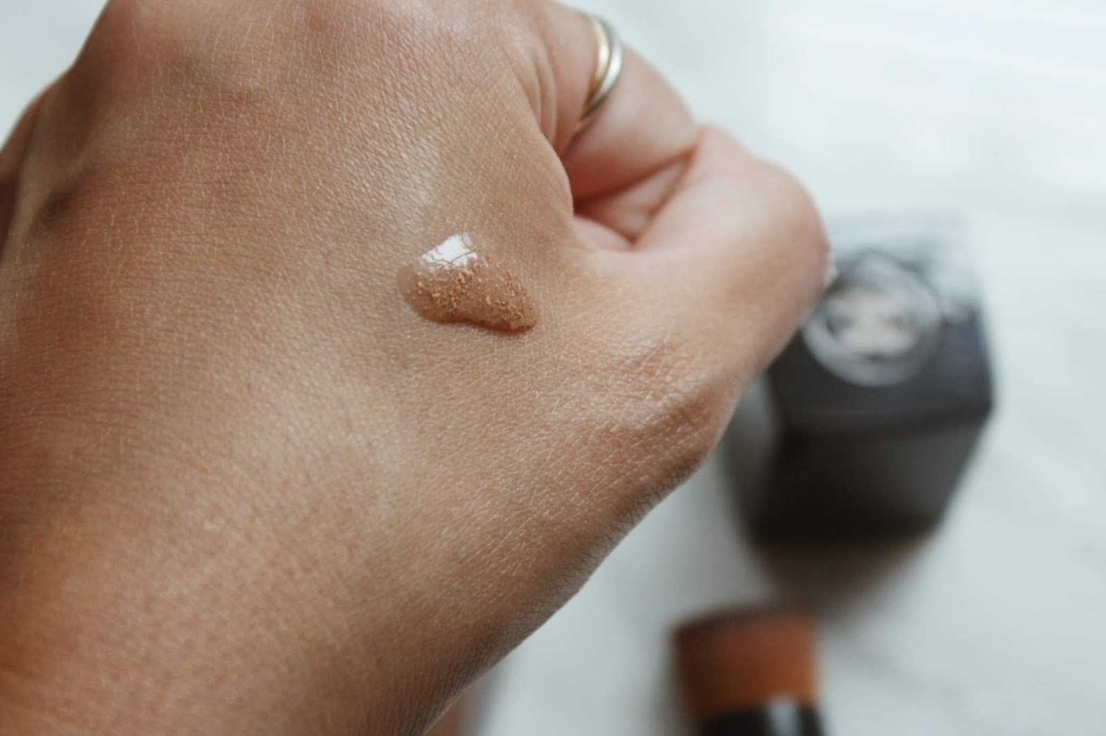 Kayla June: Chanel Les Beiges Water-Fresh Tint Review