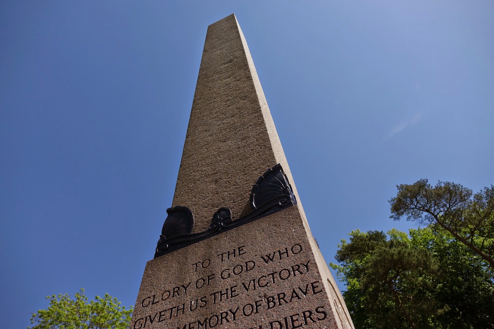 My Orange Brompton: Anzac Graves at St Mary's Church Harefield