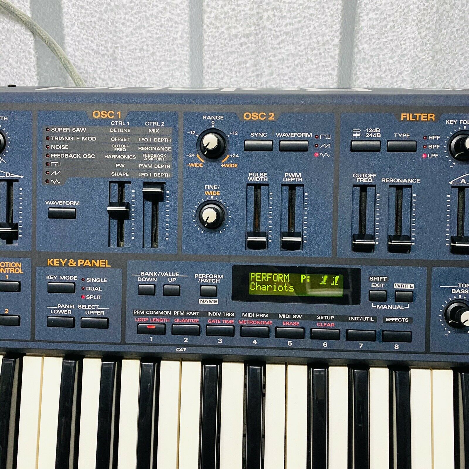 MATRIXSYNTH: ROLAND JP-8000 SN ZJ43741 w/ SWAN Flight Case