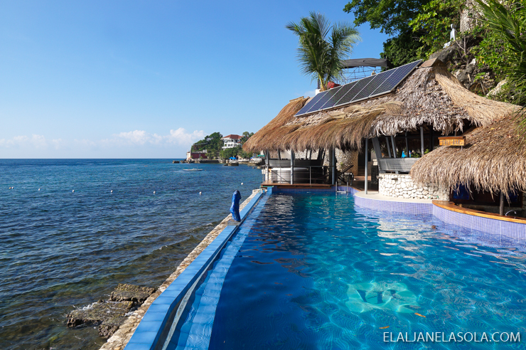 Elal Lasola Travel & Photography: Cebu | ­­Huna Huna Cliff Resort, Catmon