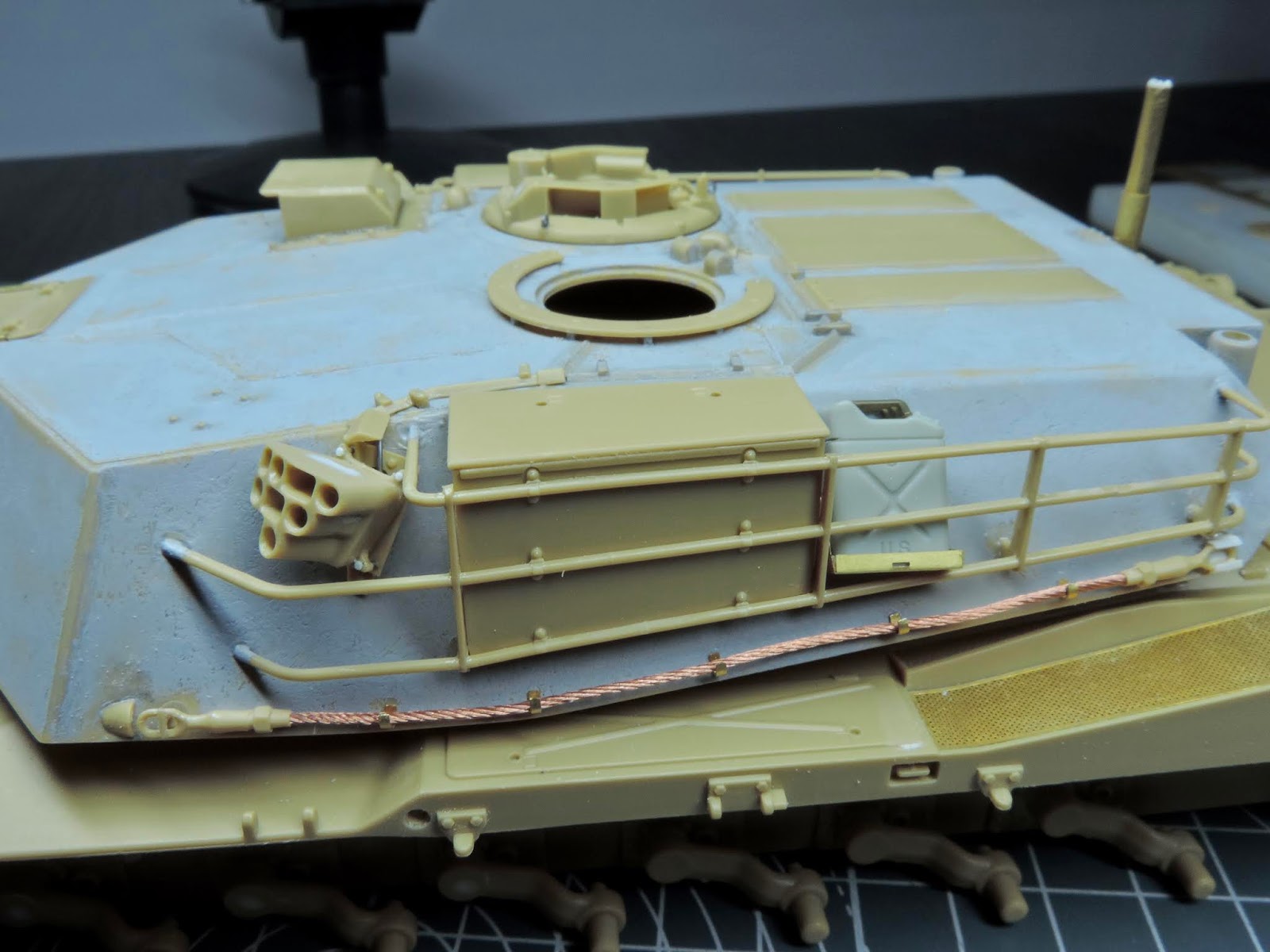 Pete's Model World : Abrams More Turret Work