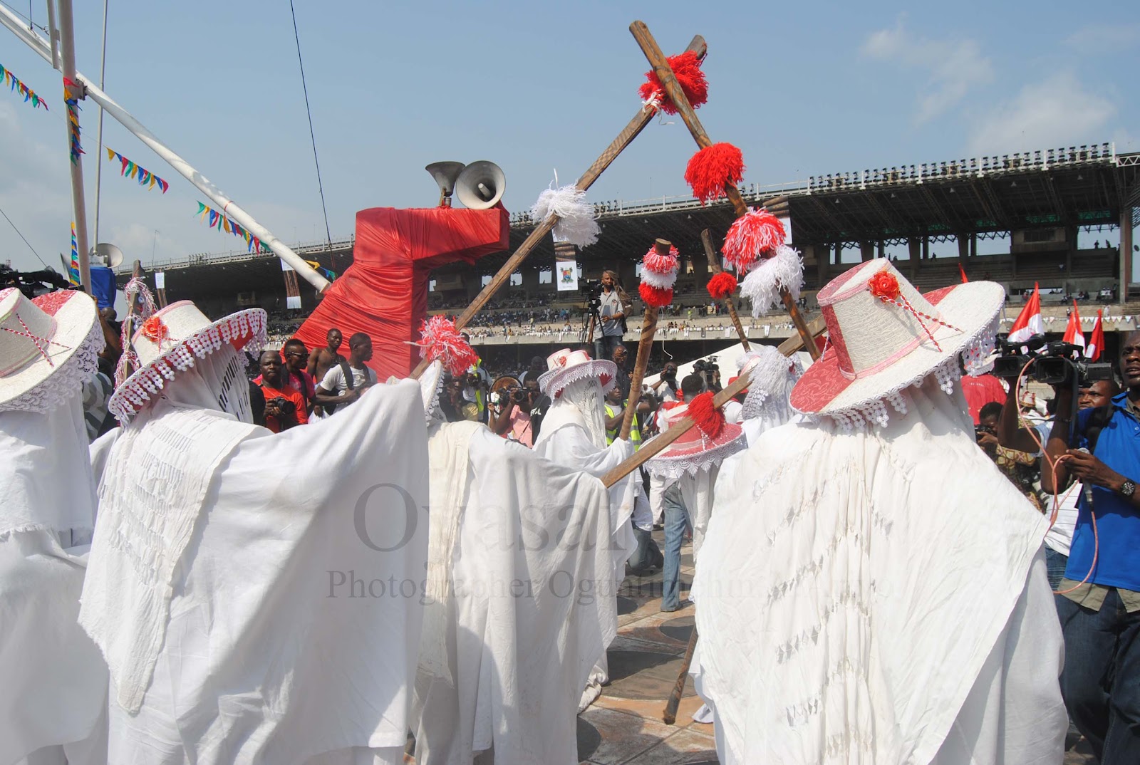 Nigerian art at Oyasaf: Eyo Festival 2011… In Honour of Abiodun Oniru