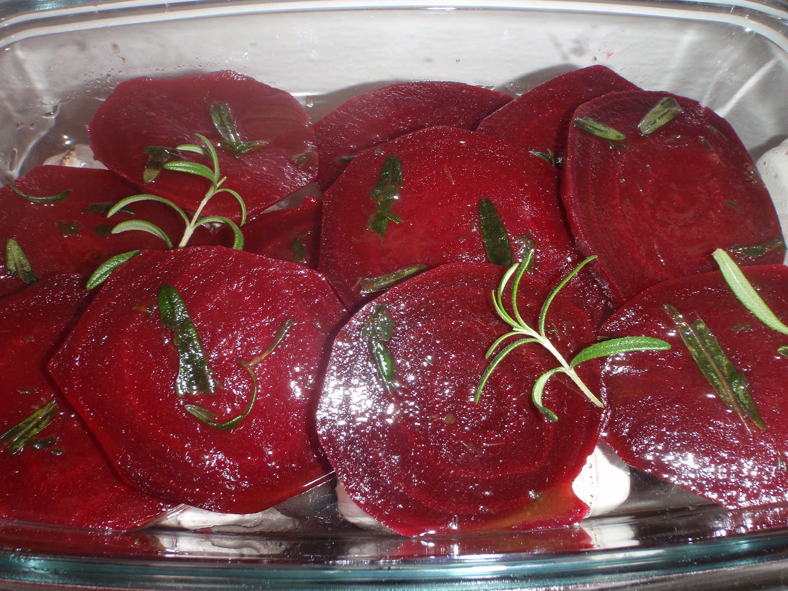 Láska na tanieri: Pečená cvikla, zelenina a zemiaky :-)