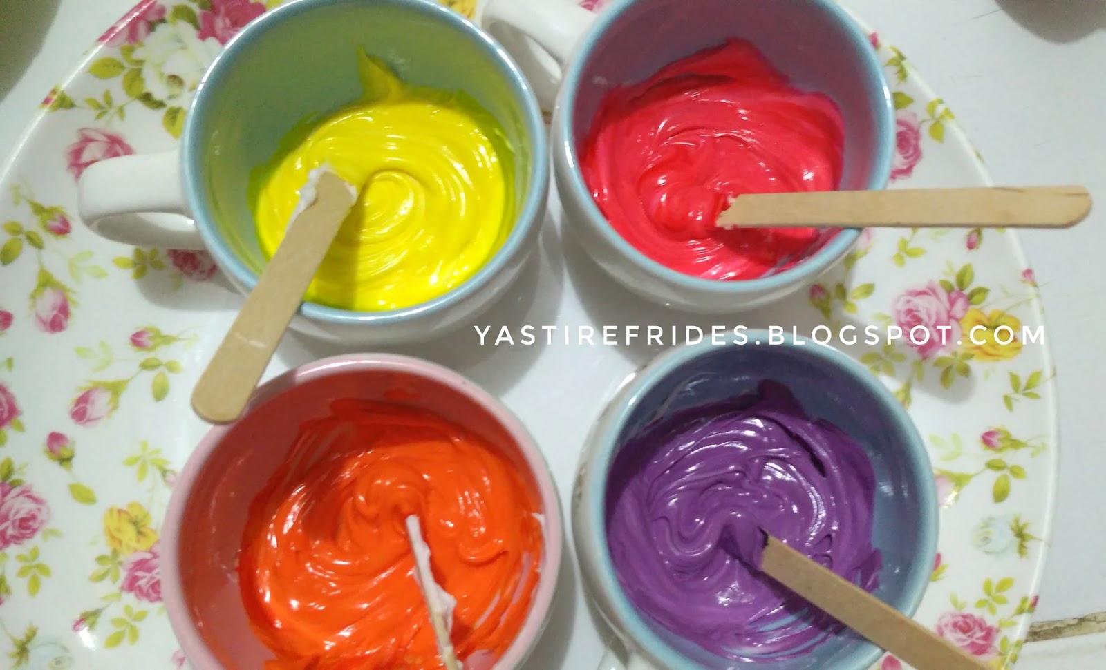 DIY Cat Air Untuk Anak - Cerita Umi