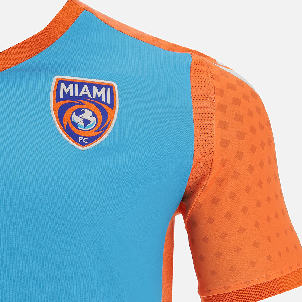 Macron lança as novas camisas do Miami FC - Show de Camisas