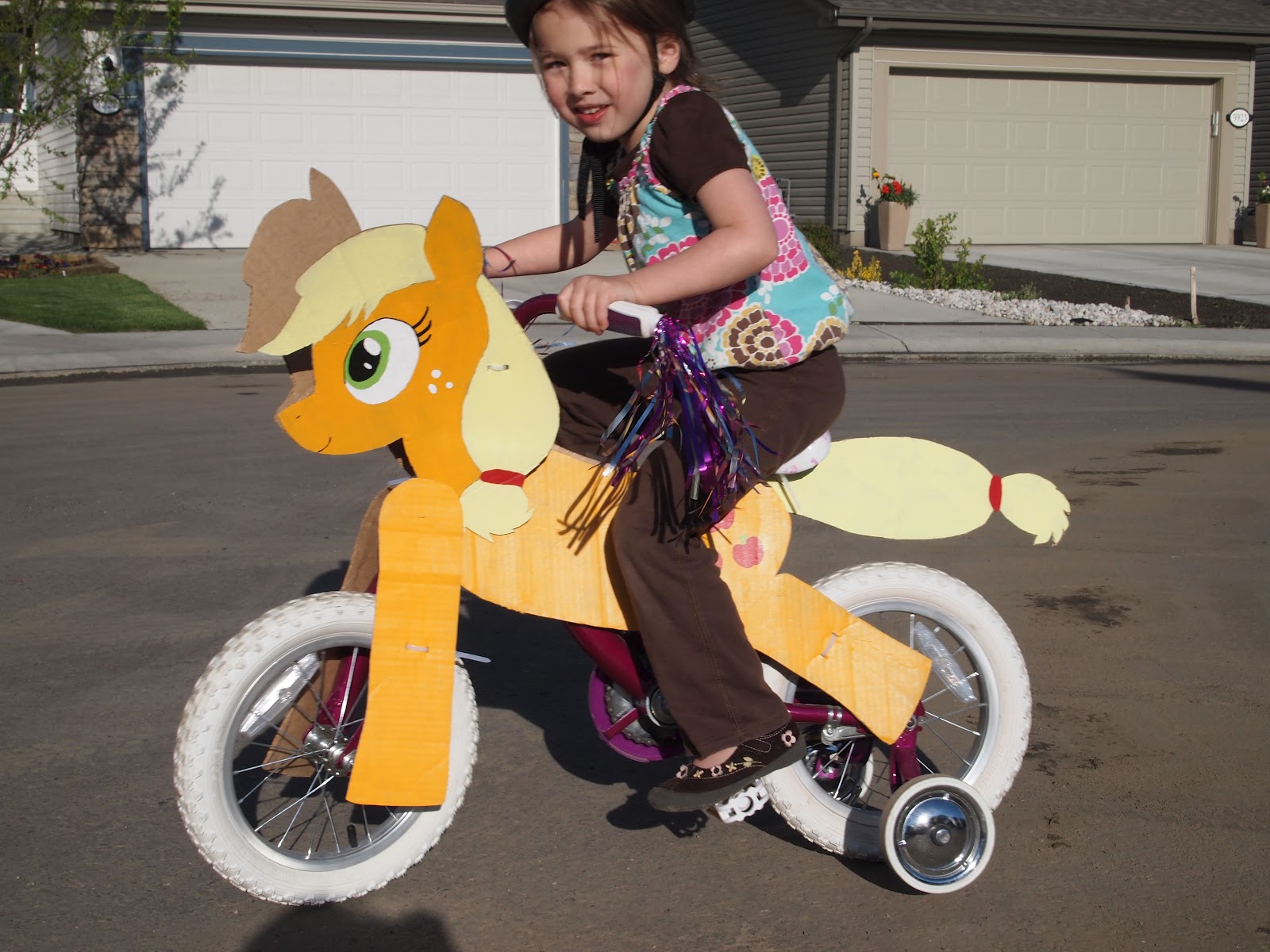 Nilla Bean: My Little Pony Bikes