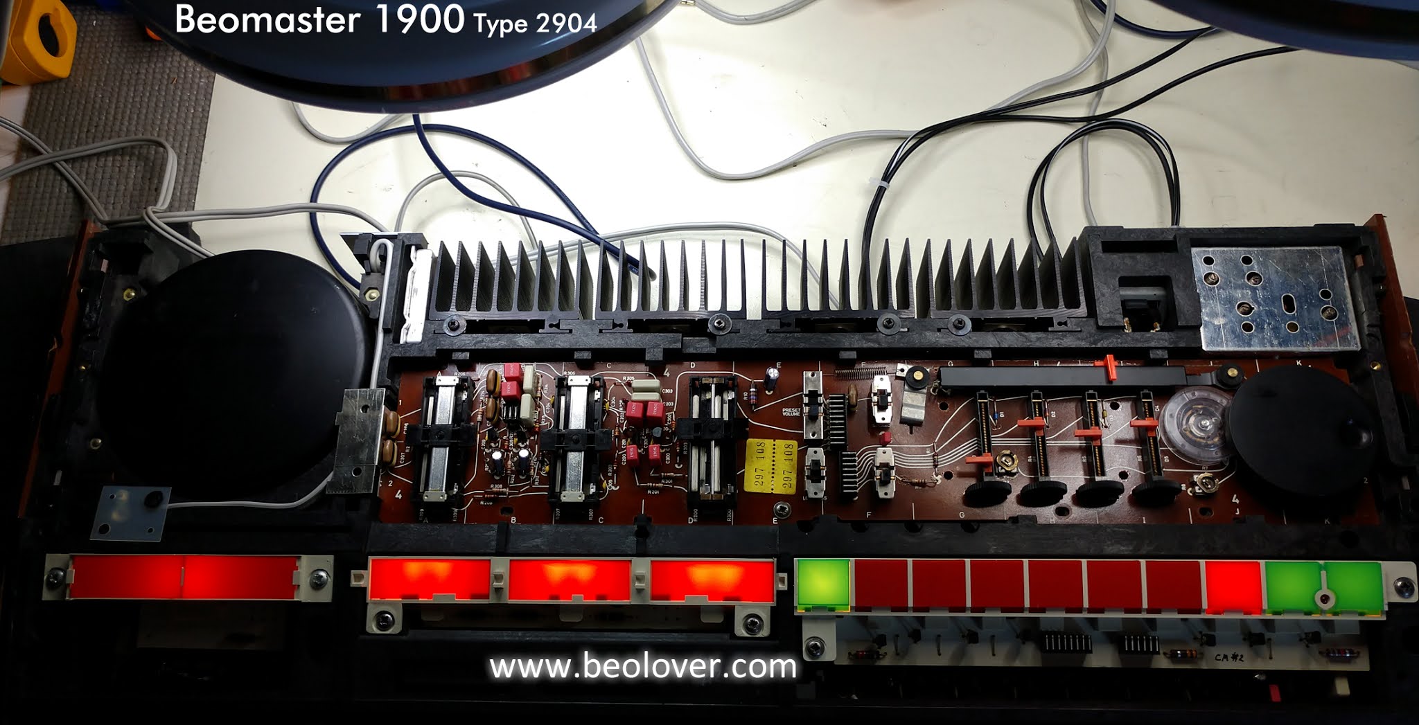 beolover: A Pair of Beomaster 1900 Receivers for Restoration: Unit #2 ...