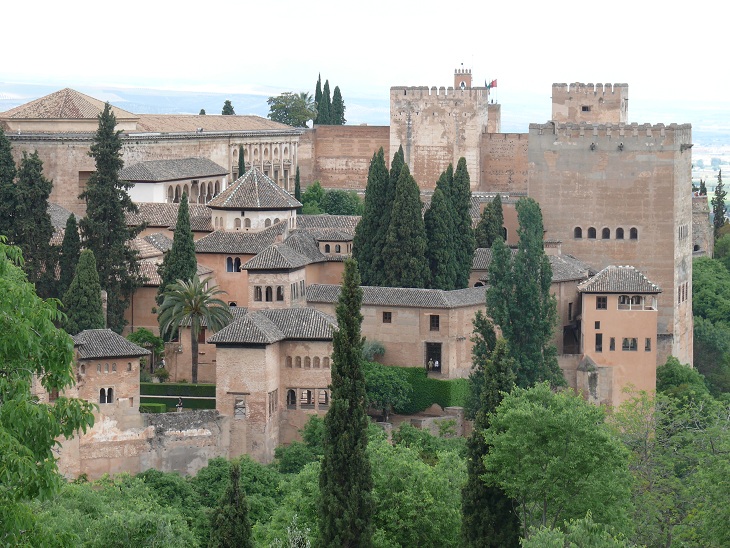 L'Alhambra: la Medina, El Palau de Carles V i l'Alcassaba ~ km369 ...