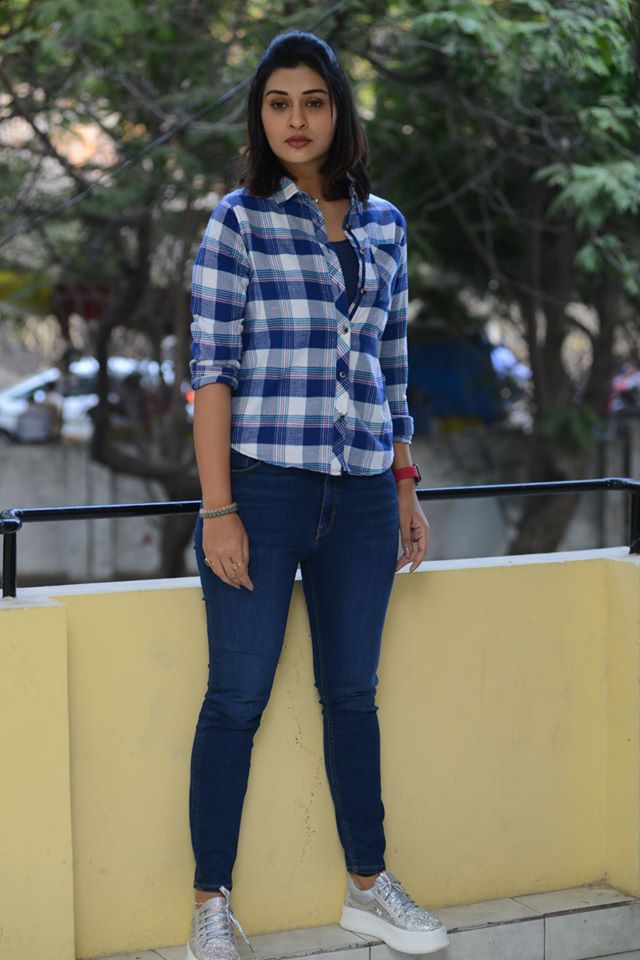 Payal Rajput chopped her hair - Latest Hair Style 2020 - Village Barber ...