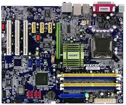 DE TODO UN POCO PARA PC: FUNCIÓN Y PARTES DE LA BOARD . PARA QUE SIRVE