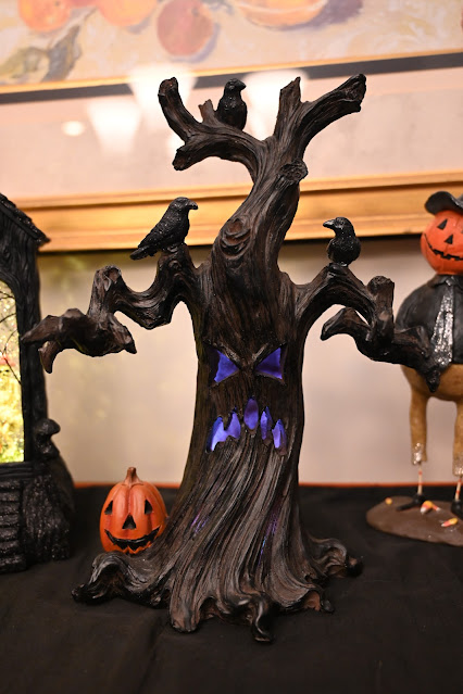 Home and Gardening With Liz: Ready For Halloween