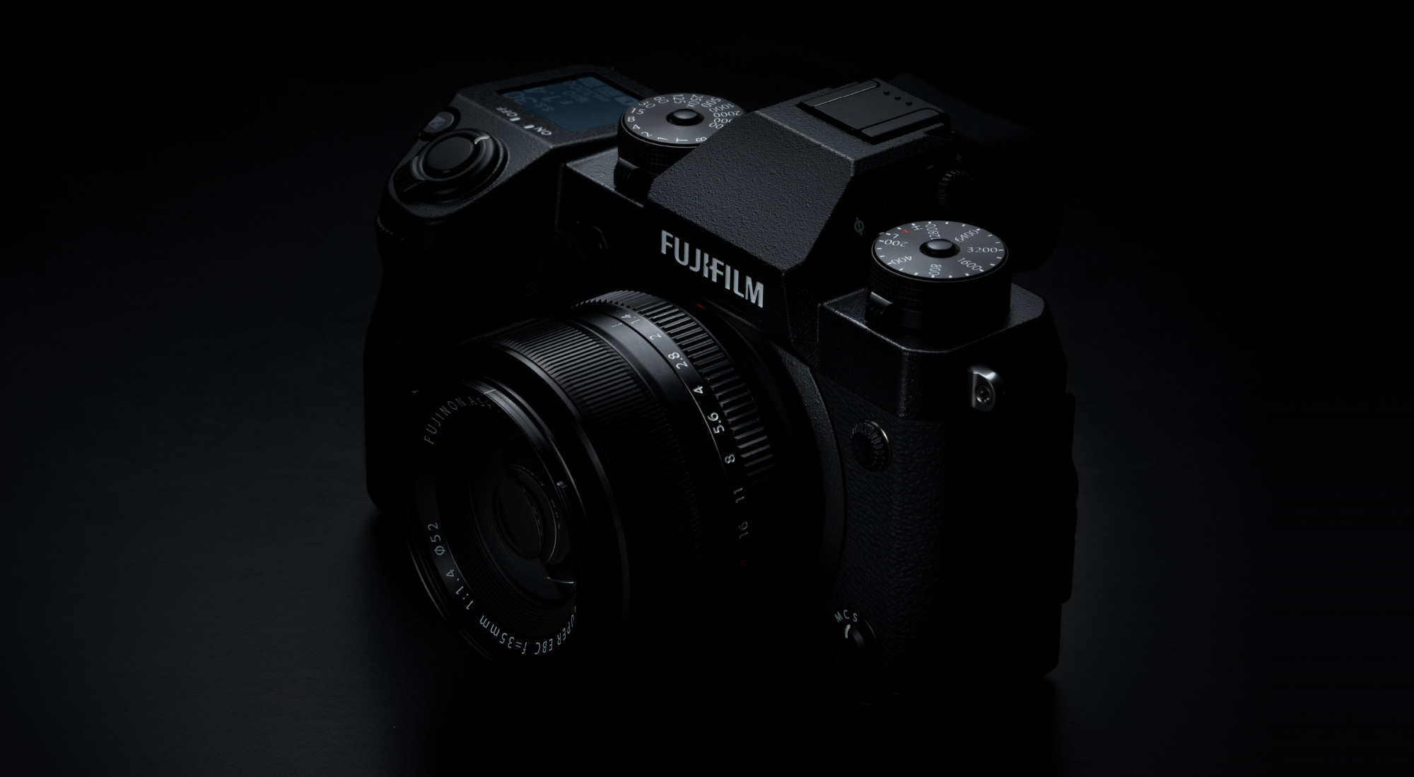 PHOTOGRAPHIC CENTRAL: Fujifilm X-H1: Hybrid GFX/XT Inspired Excellence